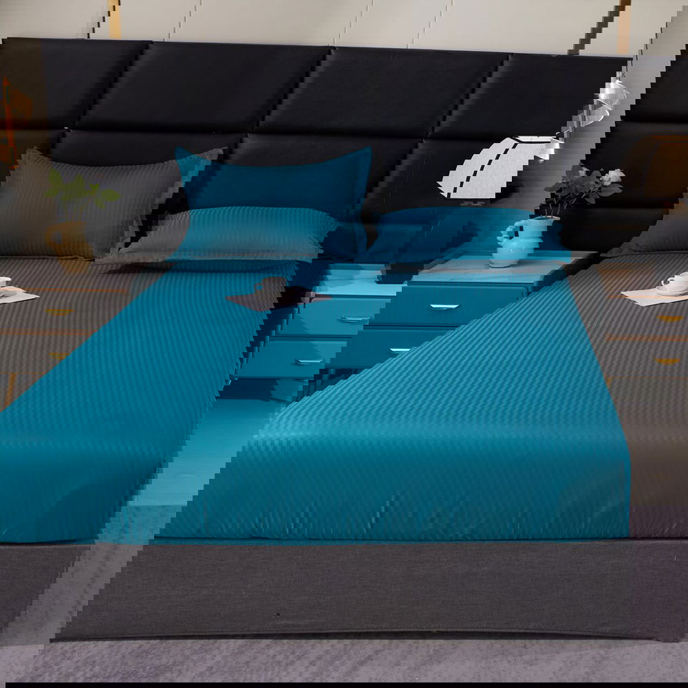 Cearceaf din Damasc Premium cu Elastic - 160/180x200 + 2 Fete Perna ...